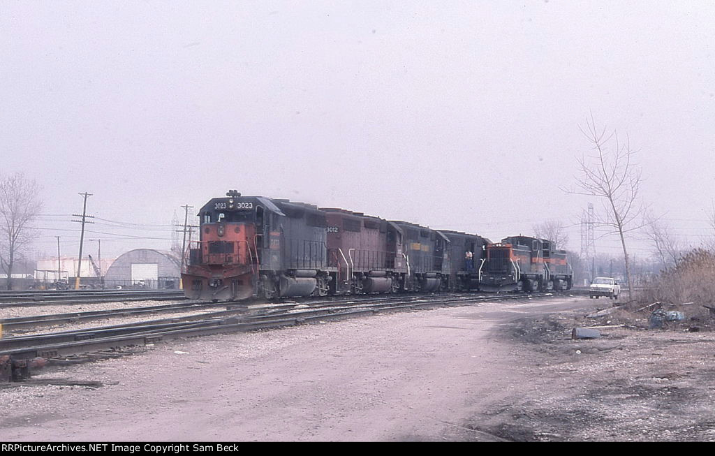 CMNW Power in Blue Island Yard